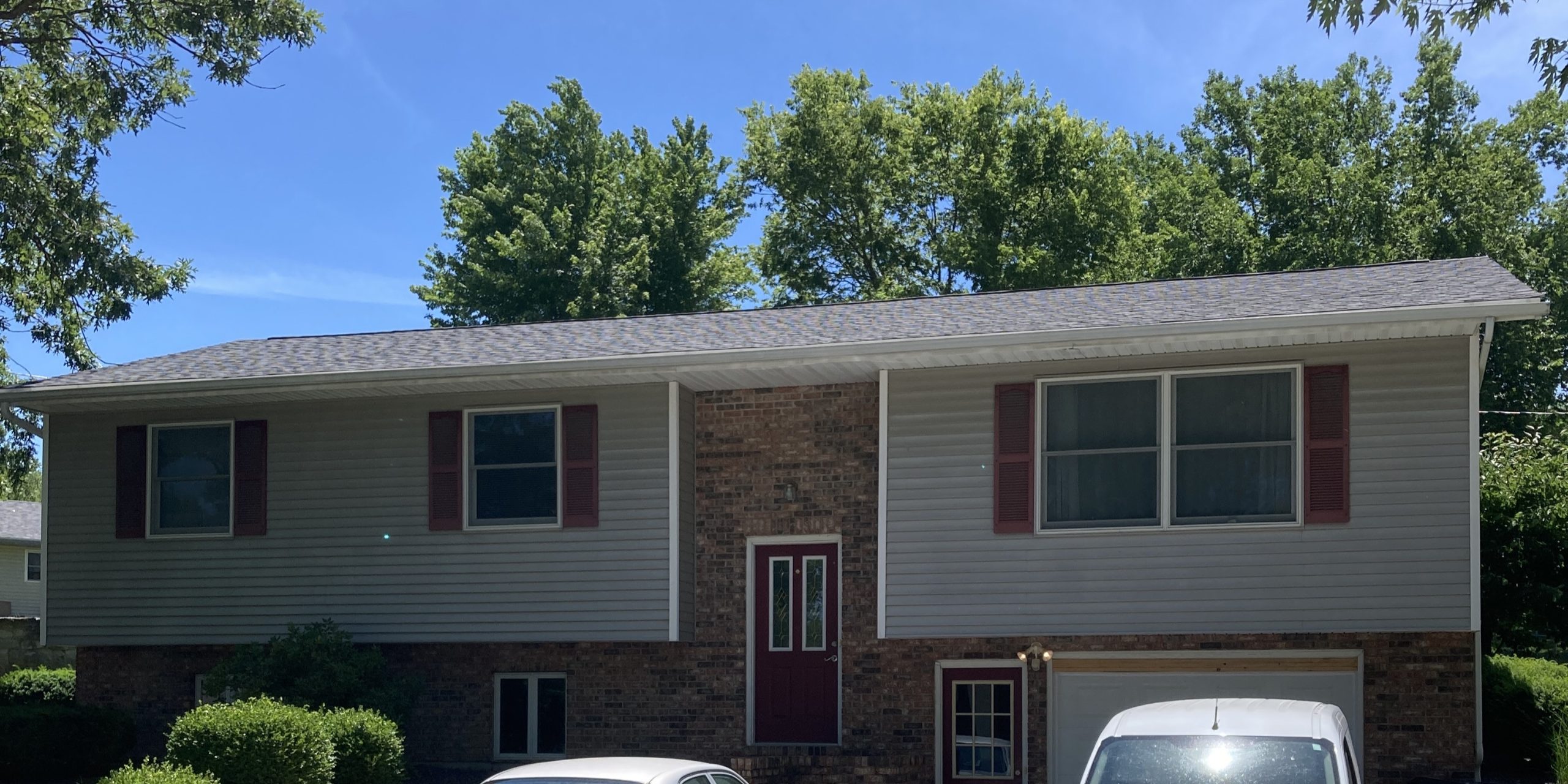 Roof Replacement Erases Hail Damage in Palmyra, IA - Five Star